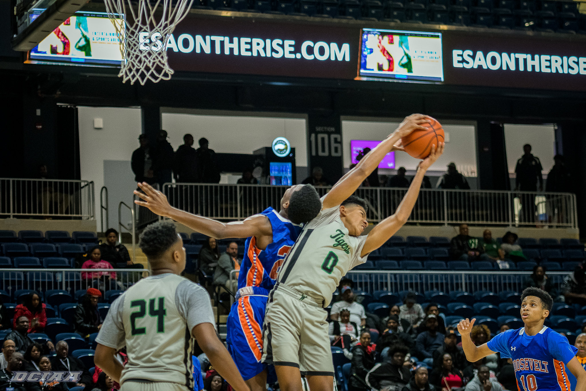 Boys Basketball - Jackson Reed Tiger Athletics